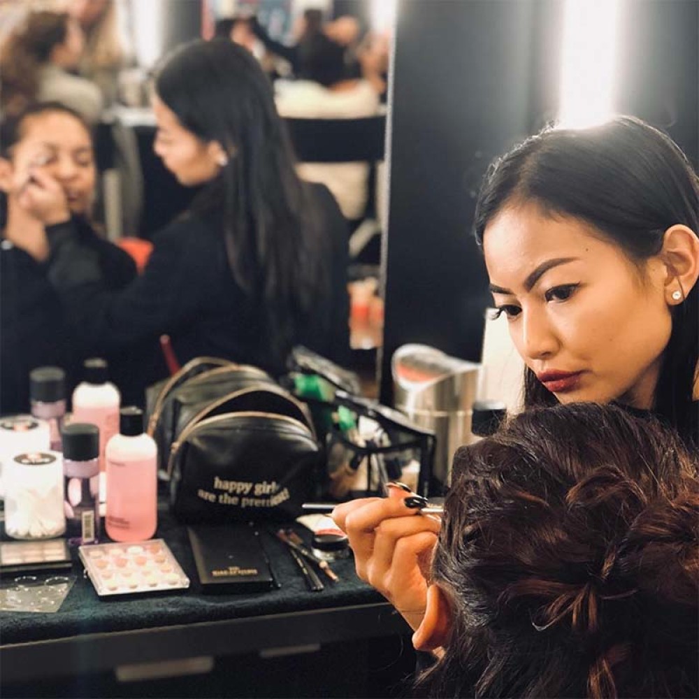 School Of Makeup Artistry | Saubhaya Makeup